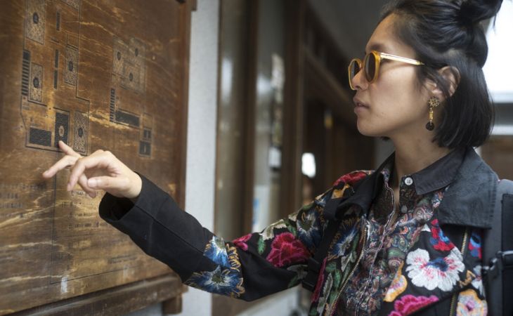 Digital Signage for Blind and Visually Impaired