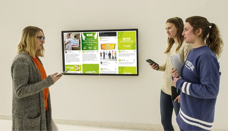 How to Build a Social Media Wall