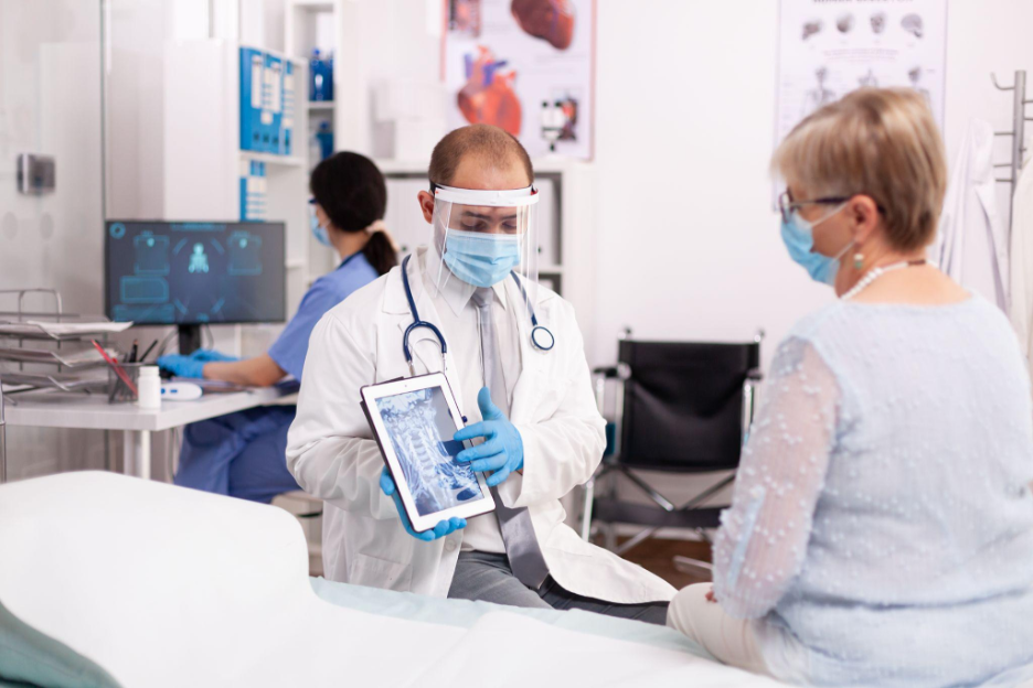 Digital Signage Benefits in Healthcare | Rise Vision